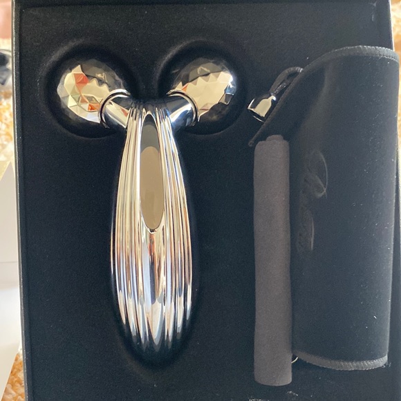 refa | Skincare | Refa Carat Ray Beauty Roller Face And Body | Poshmark